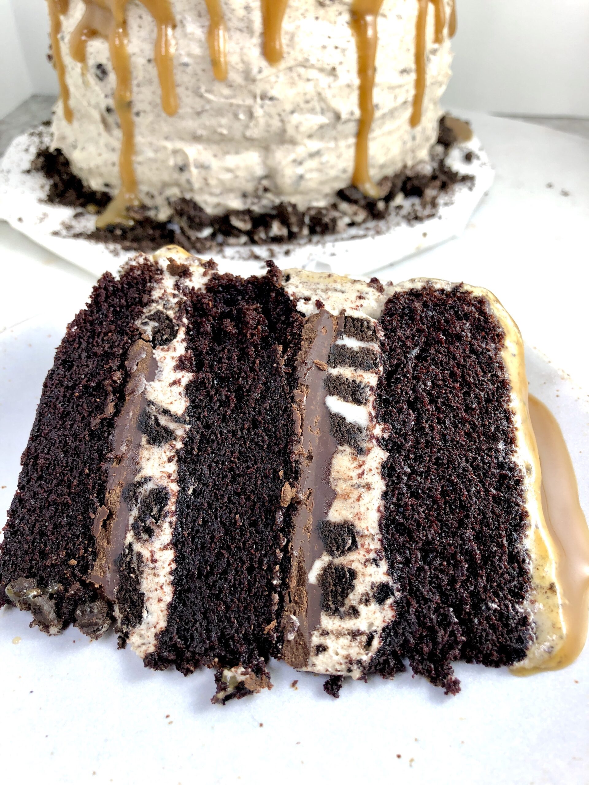 Coffee Oreo Salted Butterscotch Cake | MAK and Her Cheese